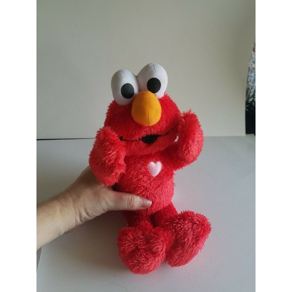 Hasbro | Toys | 20 Sesame Street Talking Sweet Kisses Elmo Plush Toy ...